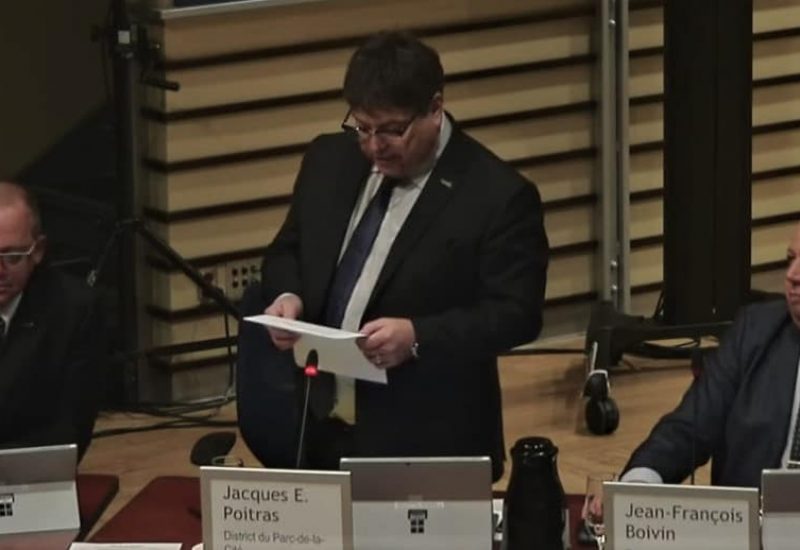 Le conseiller Jacques E. Poitras propose une solution pour désengorger ...